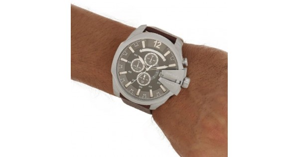 Часовник Diesel Mega Chief DZ4290 - Timer.bg